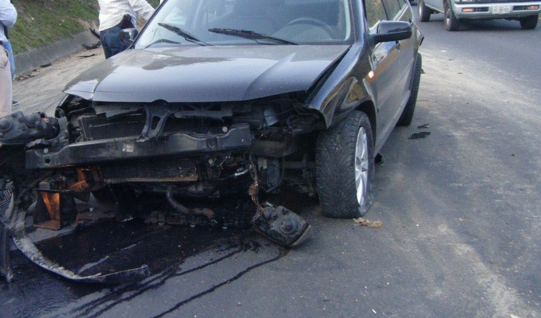 SE REGISTRÓ APARATOSO ACCIDENTE EN LA COL DEL EMPLEADO – Zona Centro ... SE REGISTRÓ APARATOSO ACCIDENTE EN LA COL DEL EMPLEADO – Zona Centro ...