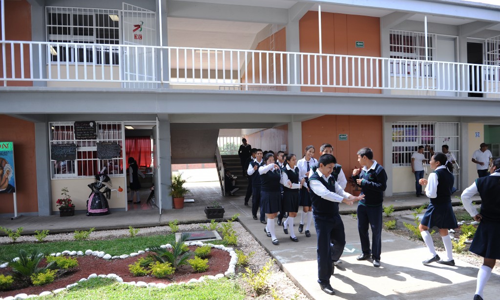 Entregan nueva telesecundaria en Atlatlahucan – Zona Centro Noticias