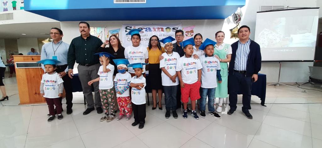 Egresan alumnos del programa «Sigamos aprendiendo en el Hospital ...