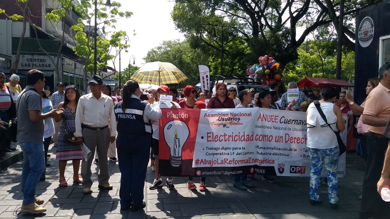 Reanudan integrantes de la ANUEE protestas por abusos y hostigamiento ...