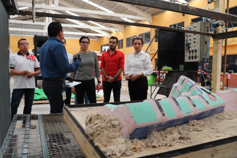 Realizan recorrido en la planta de la empresa Forza Global Solutions ...