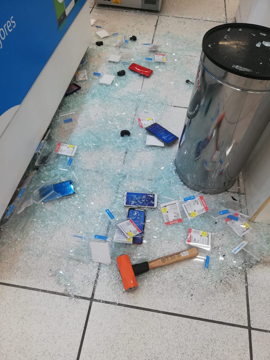 Sujetos armados asaltan una tienda Coppel en Emiliano Zapata, se llevan celulares – Zona Centro ...